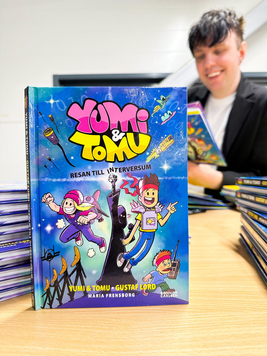 Yumi & Tomu - Resan Till Interversum. SIGNERAD! – Pandai.se